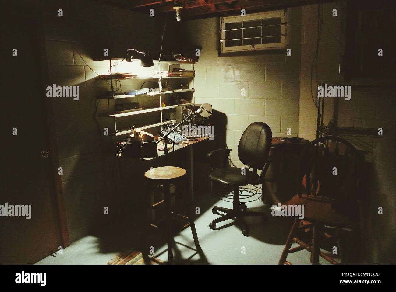 Recording studio interior hi-res stock photography and images - Alamy