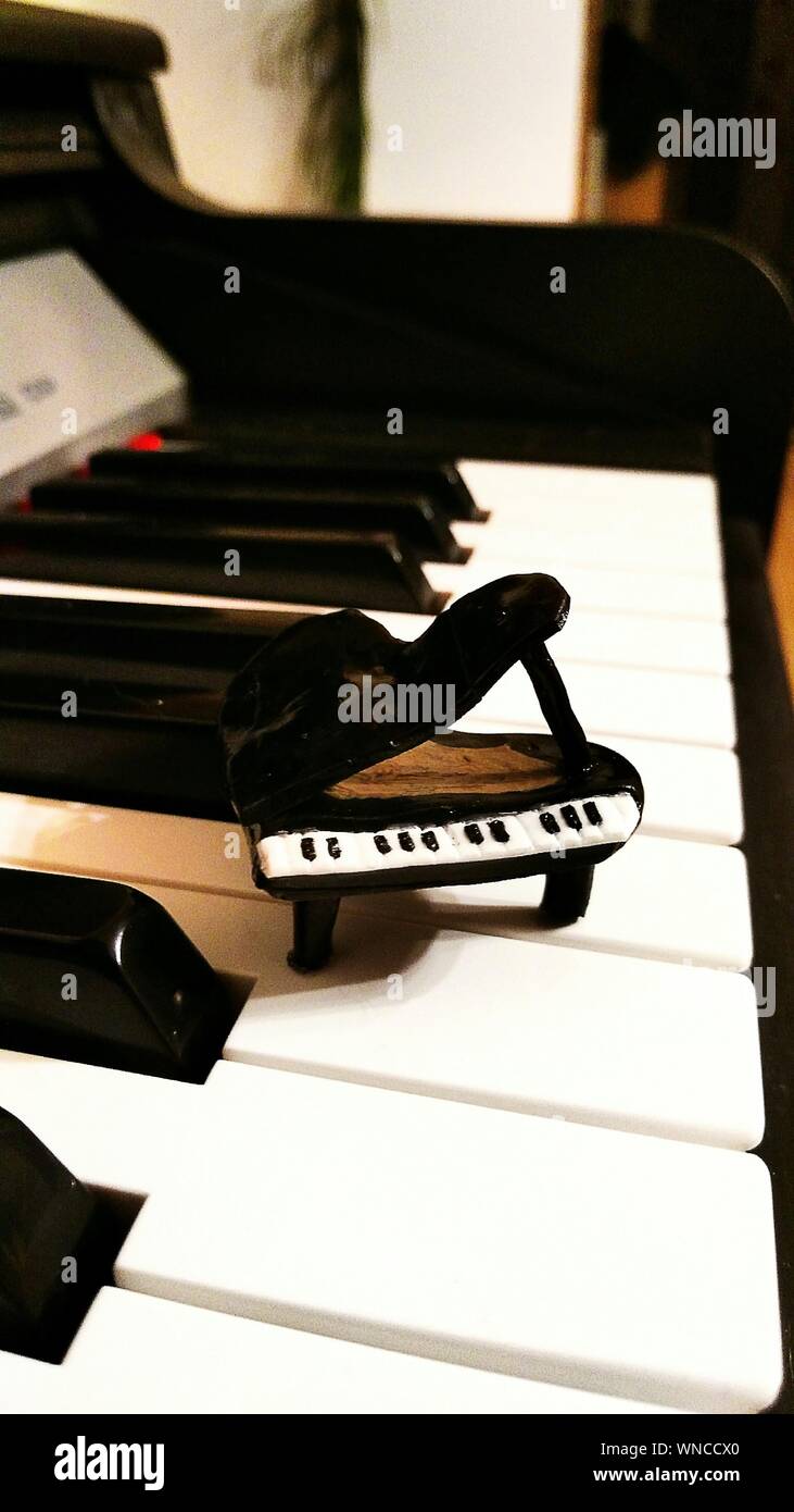 High Angle View Grand Piano High Resolution Stock Photography and ...
