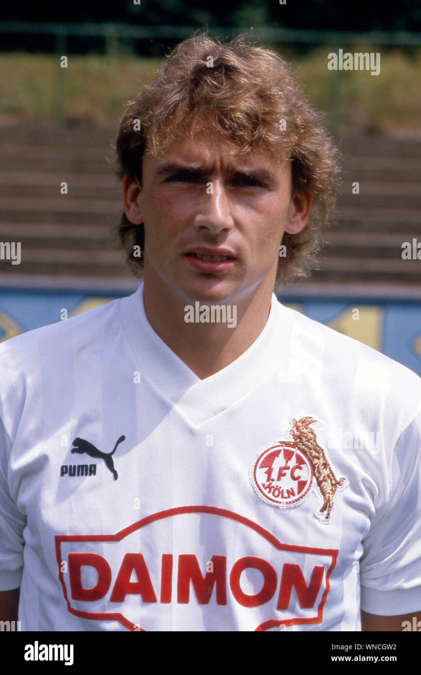 Fc cologne 1986 hi-res stock photography and images - Alamy