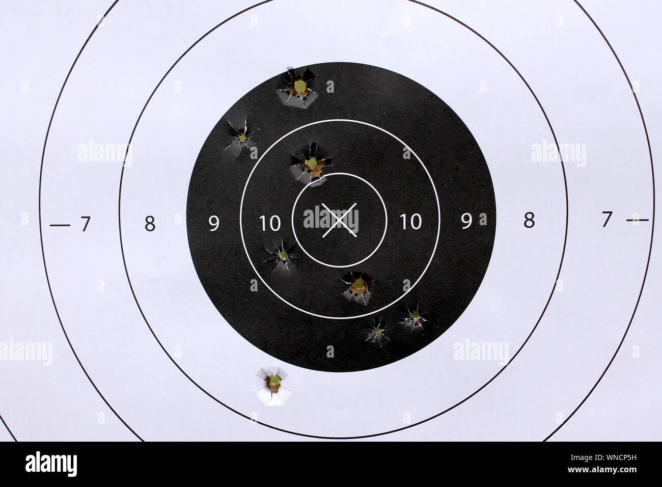 Shooting circle target bullet hole hi-res stock photography and images ...