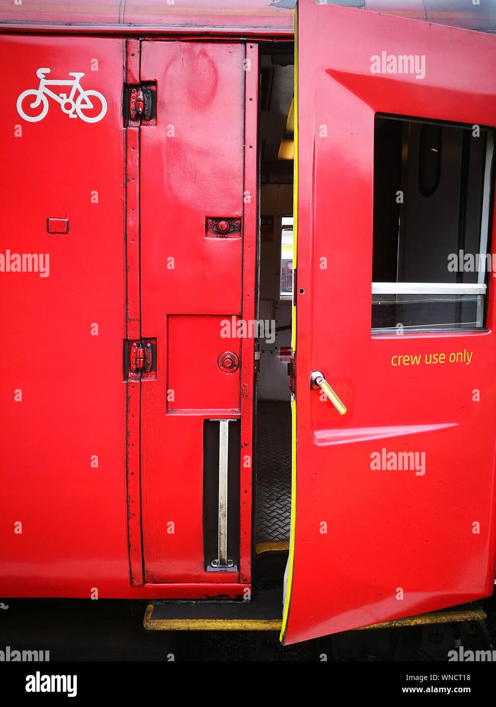 Open red door hi-res stock photography and images - Alamy