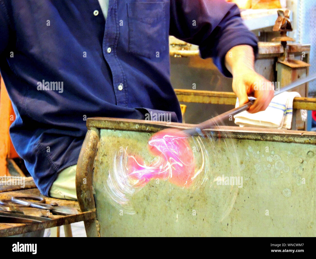 Manual spinning hi-res stock photography and images - Alamy