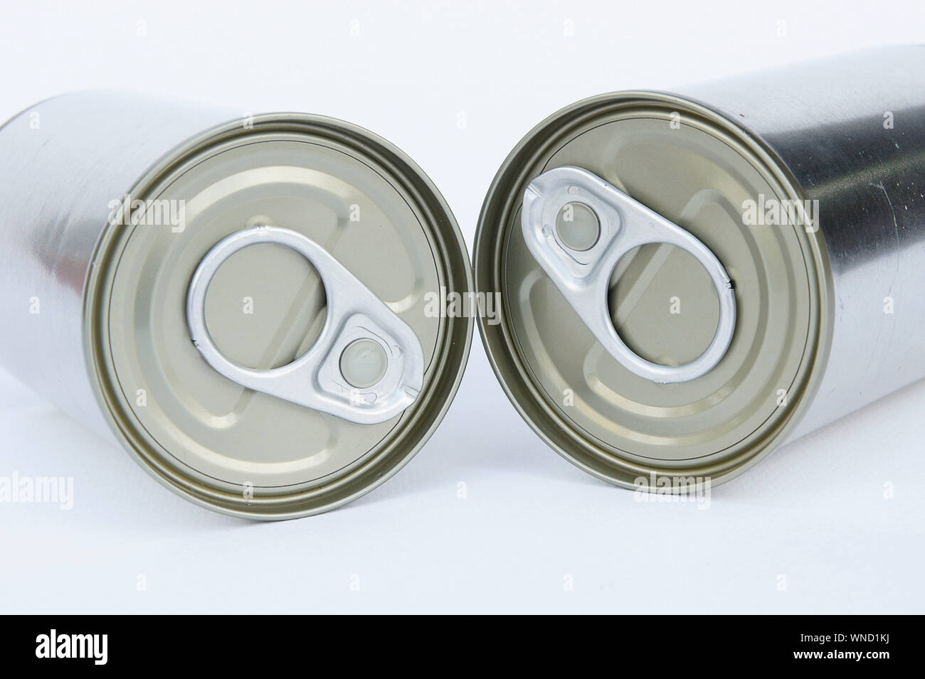 Close up cans hi-res stock photography and images - Alamy