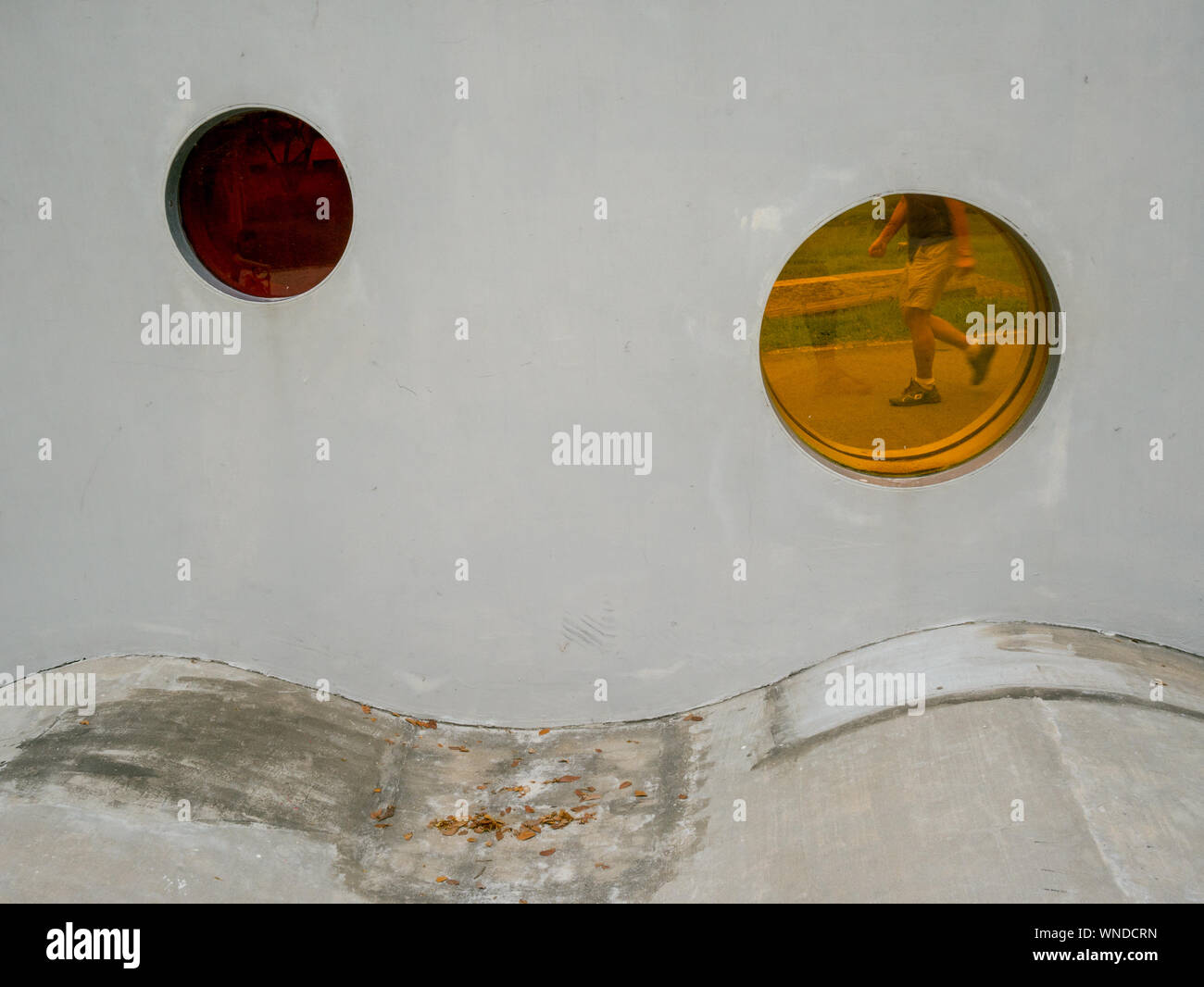 Human body made of glass hi-res stock photography and images - Alamy