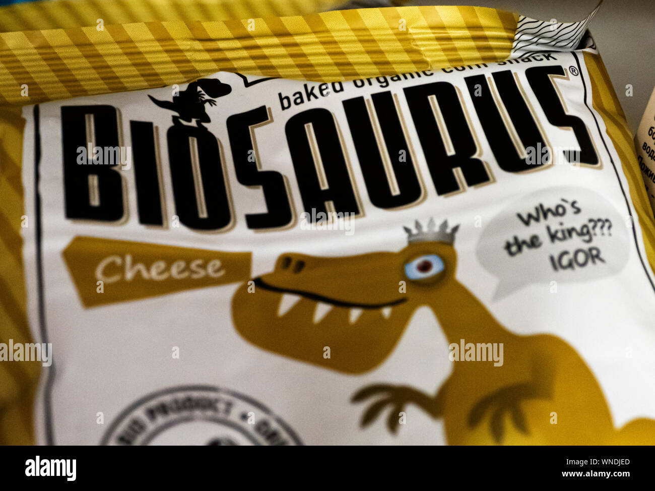 Organic corn snacks with cheese BioSaurus McLLOYD'S "Dinosaurs" organic ...