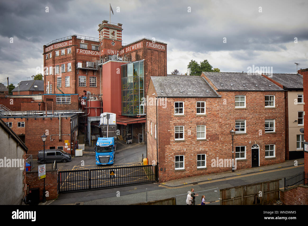 Stockport town centre lower hillgate hi-res stock photography and ...