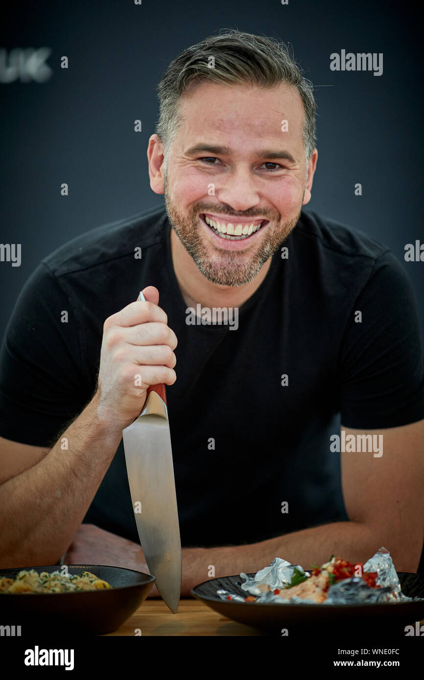 Dean edwards chef hi-res stock photography and images - Alamy