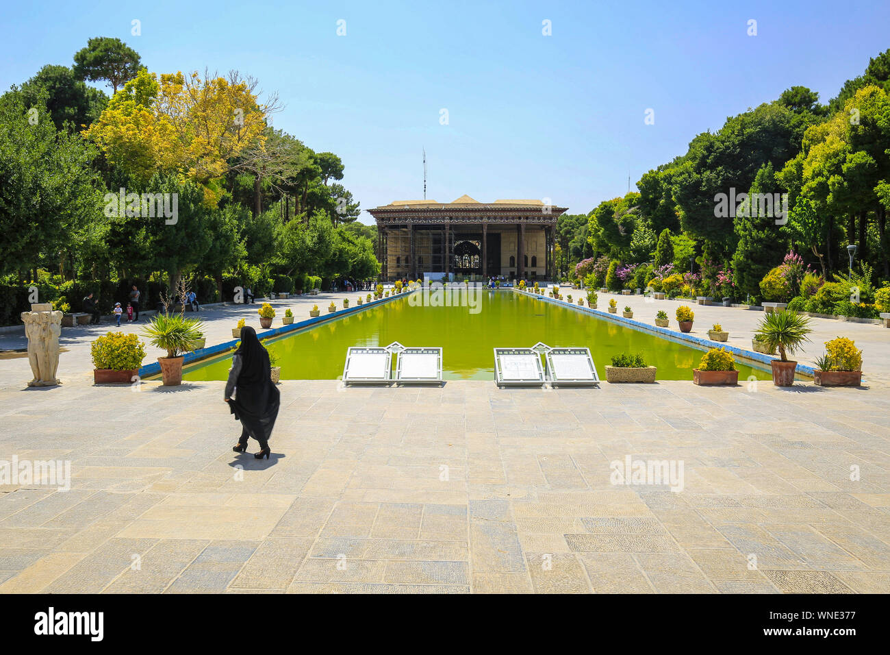 Pool in a Persian garden Stock Photo - Alamy