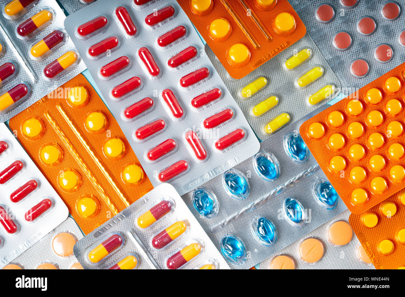 Pile of pills Stock Photo - Alamy