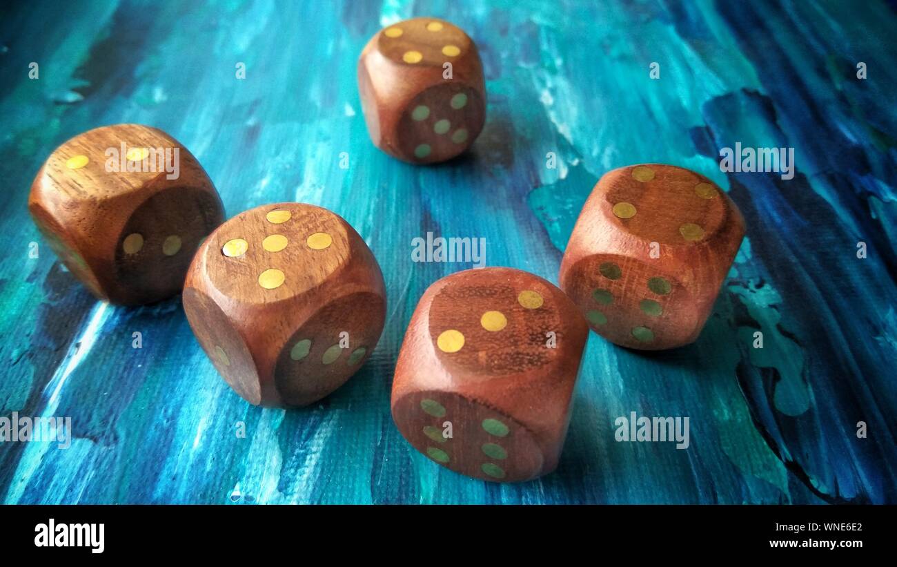 Blue dice hi-res stock photography and images - Alamy
