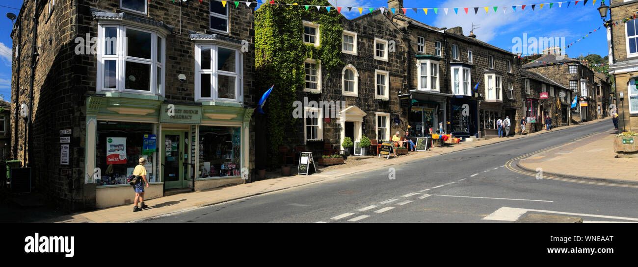 Street view in Pateley Bridge town, Nidderdale, North Yorkshire ...