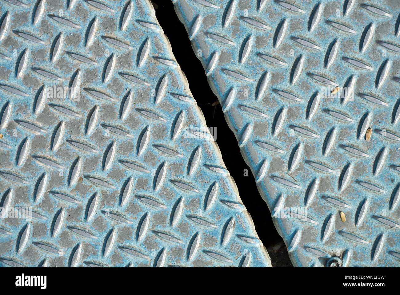 Diamond shape hi-res stock photography and images - Alamy