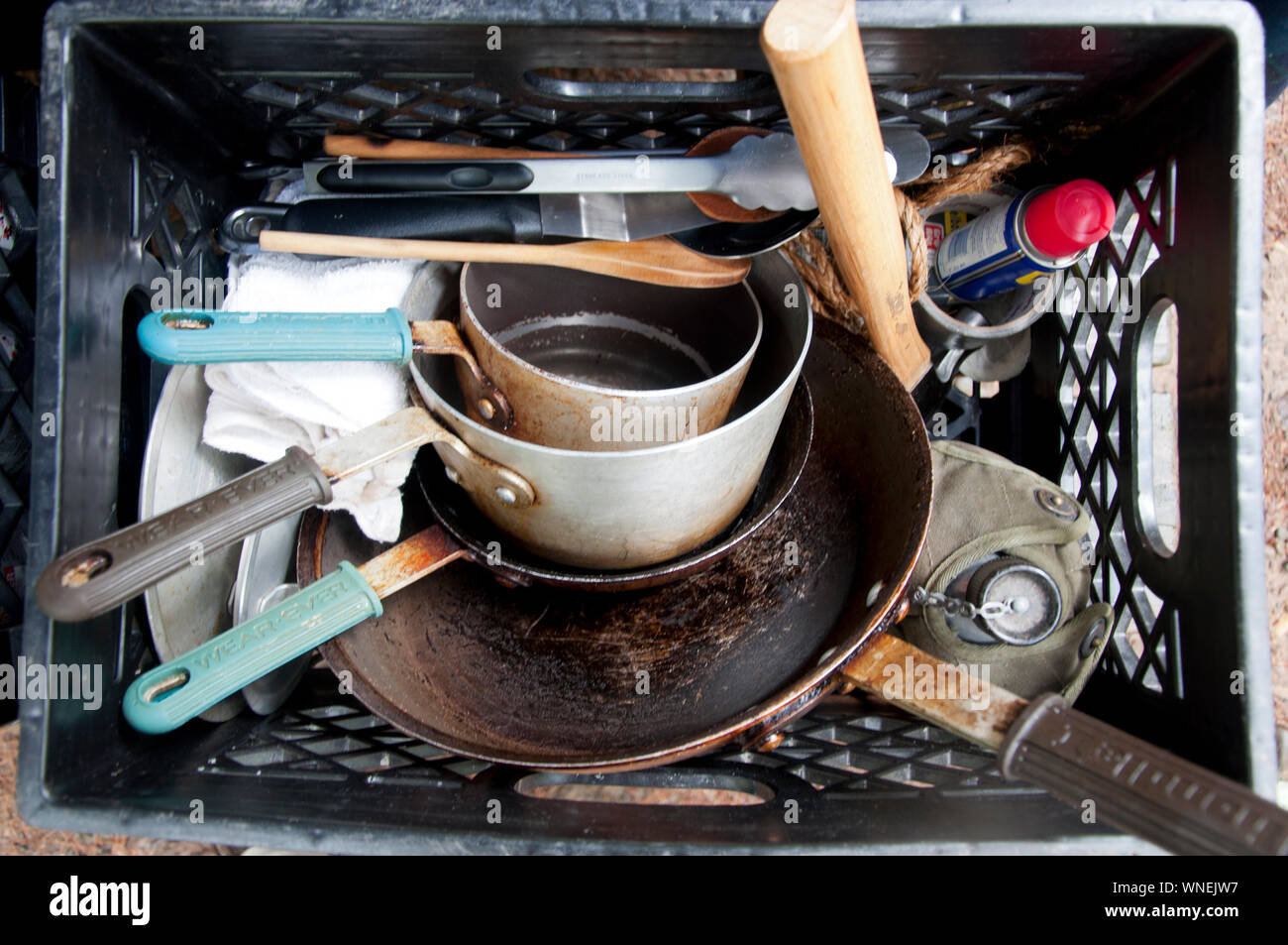 Utensils container hi-res stock photography and images - Alamy