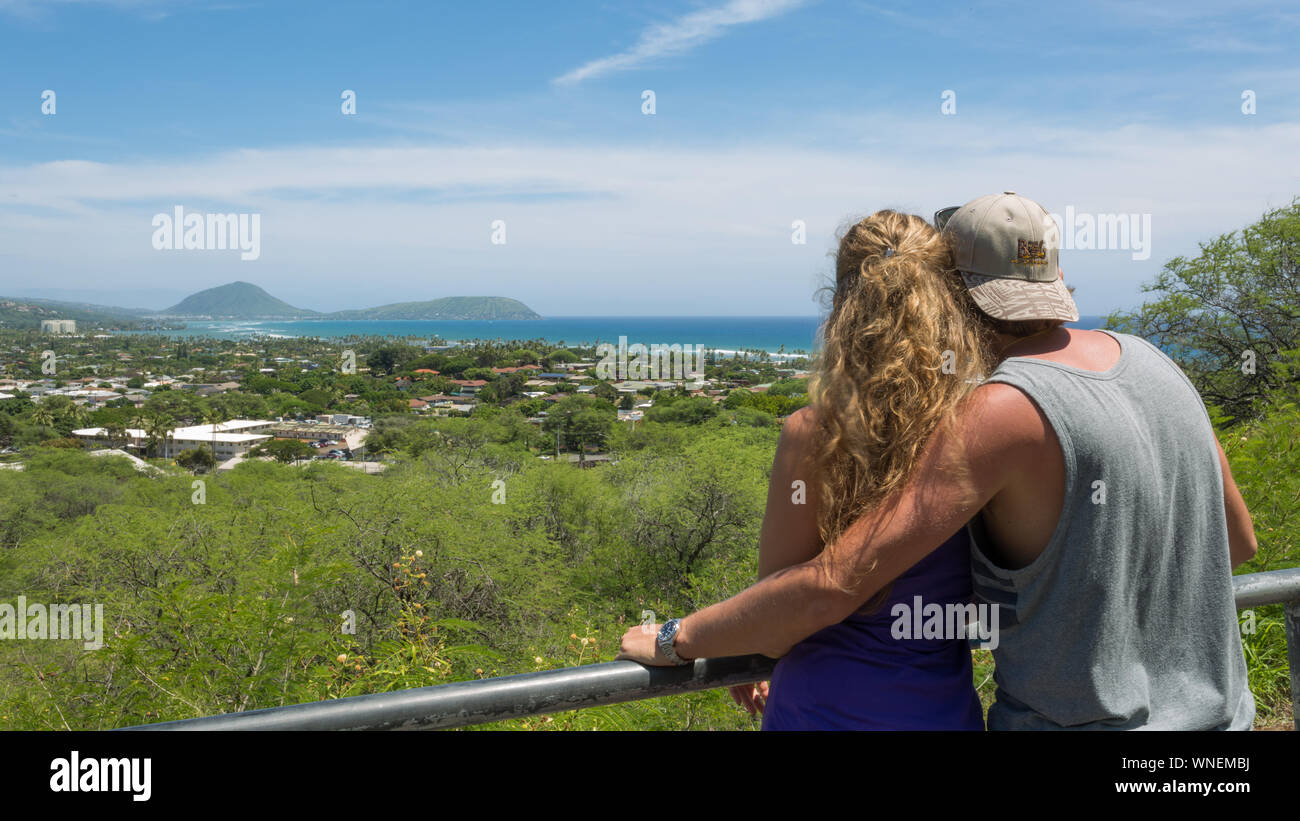 Hawaii beach pollution hi-res stock photography and images - Alamy