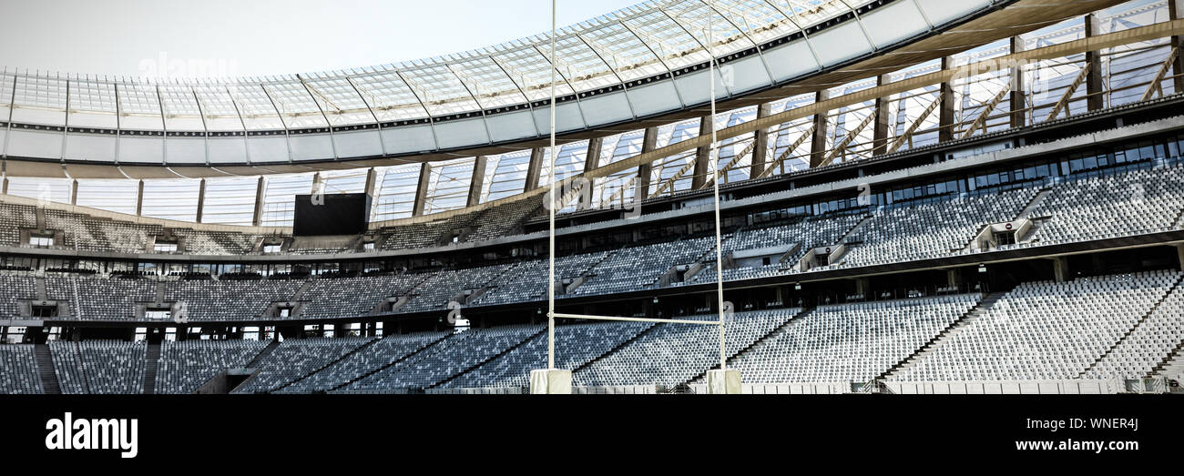 Sunny stadium hi-res stock photography and images - Alamy
