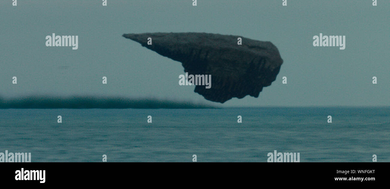 CAPTIVE STATE (2019), directed by RUPERT WYATT. Credit: DREAMWORKS ...