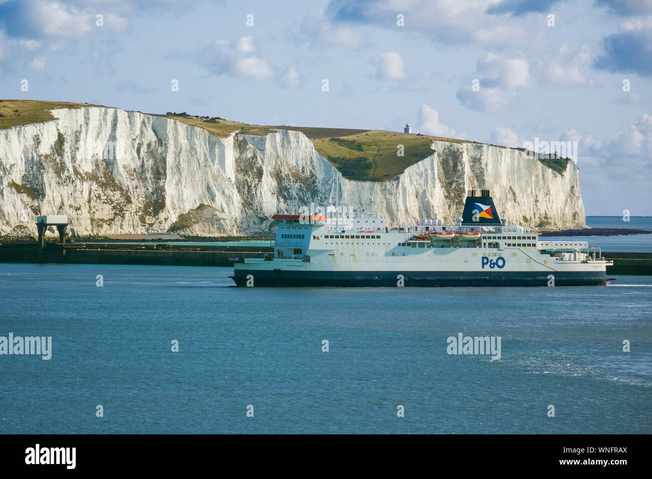 England, Dover, White Cliffs and ferry Stock Photo - Alamy