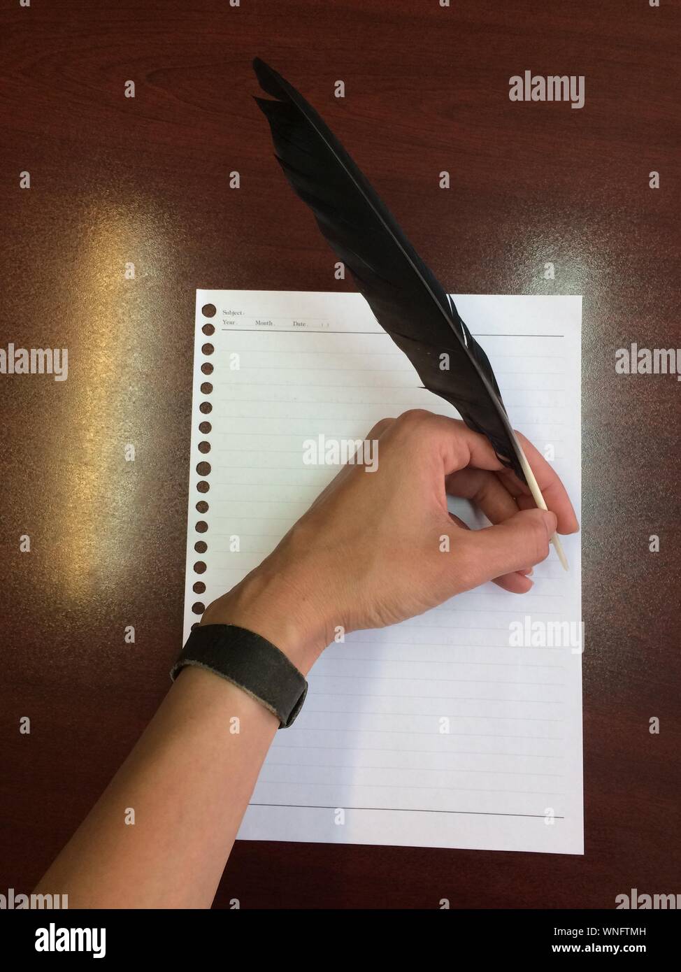 Hand writing feather hi-res stock photography and images - Alamy