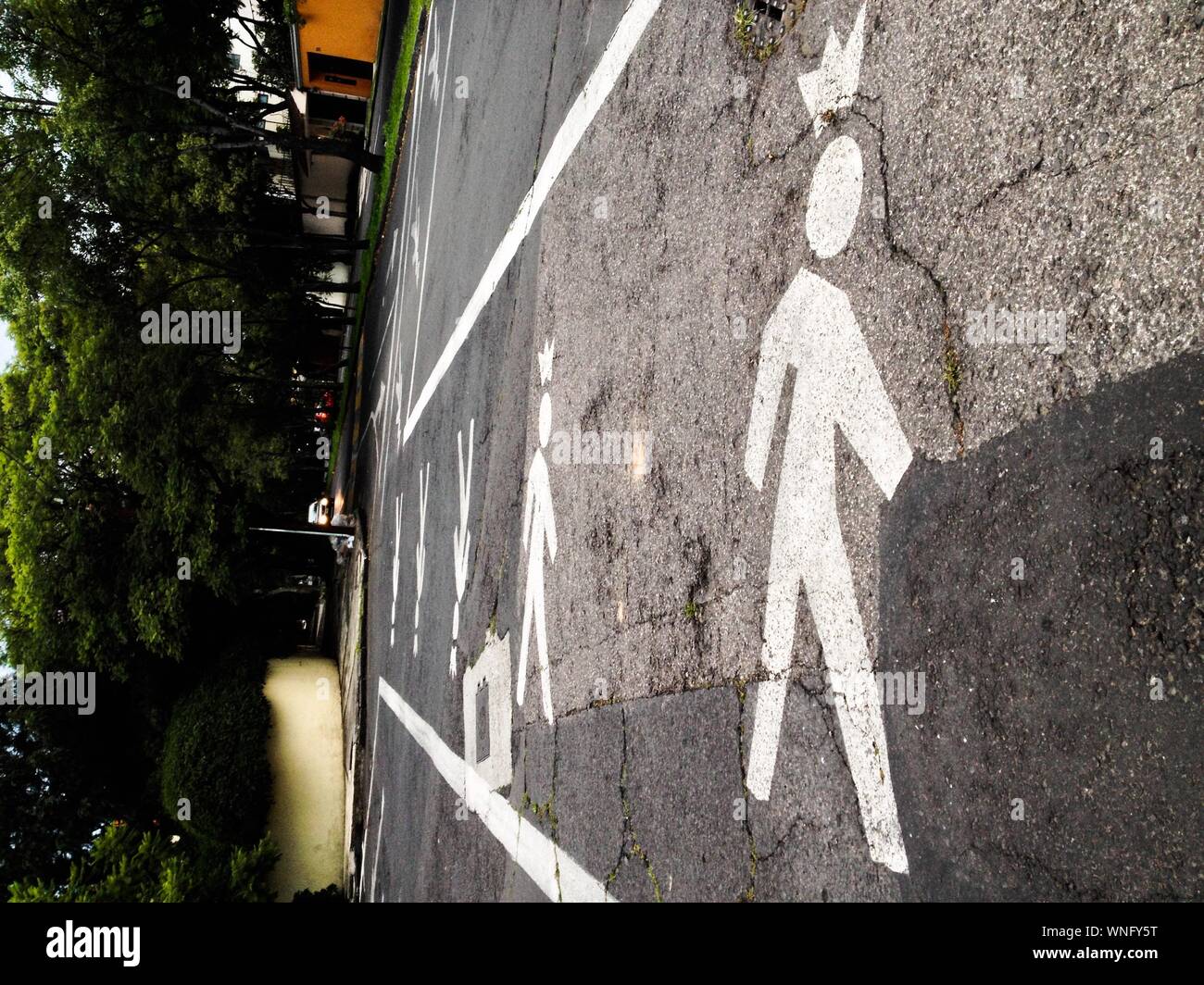 Pedestrian marking hi-res stock photography and images - Alamy