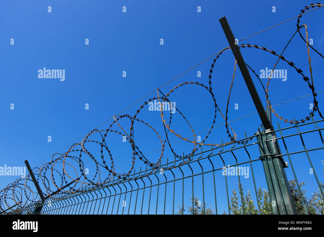 Sharp edges hi-res stock photography and images - Alamy