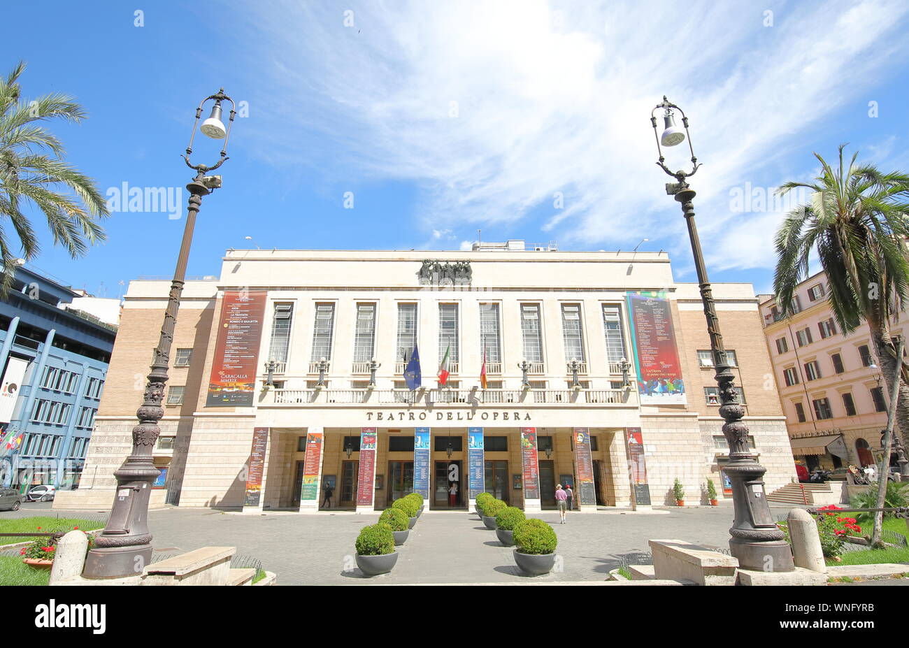 Teatro musical ópera hi-res stock photography and images - Alamy