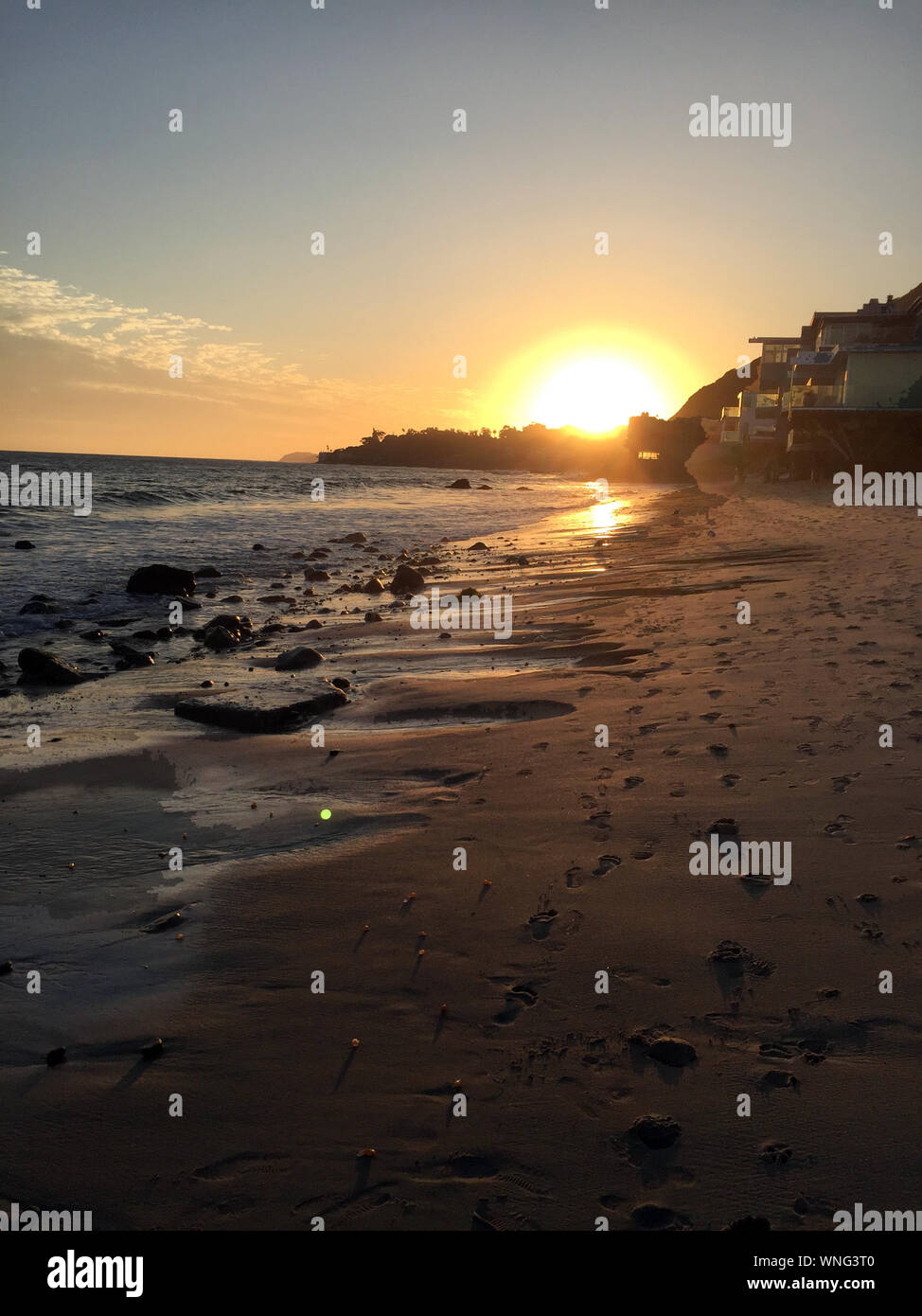 Malibu sunset cliffs hi-res stock photography and images - Alamy