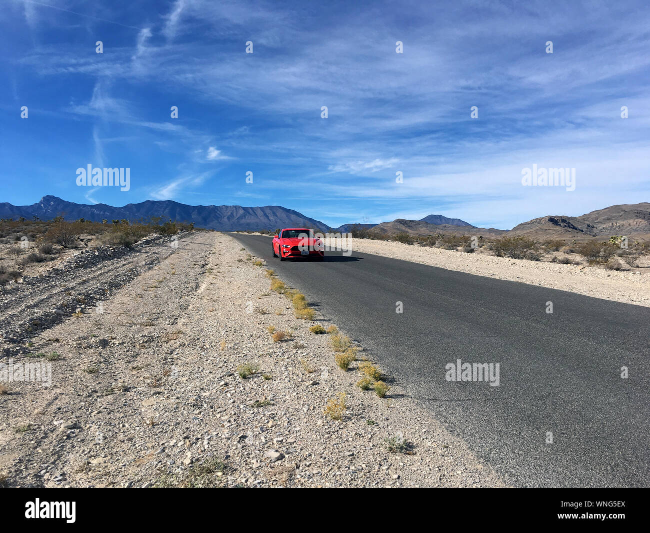 Endless roads hi-res stock photography and images - Alamy