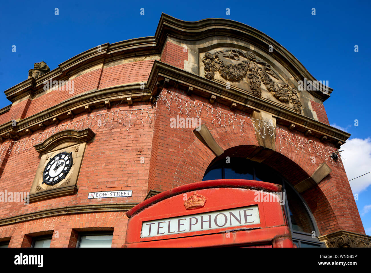 Indoor market stalls hi-res stock photography and images - Alamy