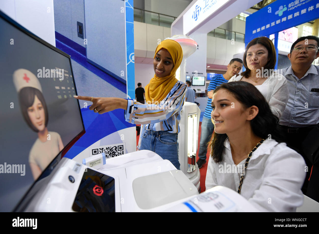 Yinchuan, China's Ningxia Hui Autonomous Region. 6th Sep, 2019. A ...