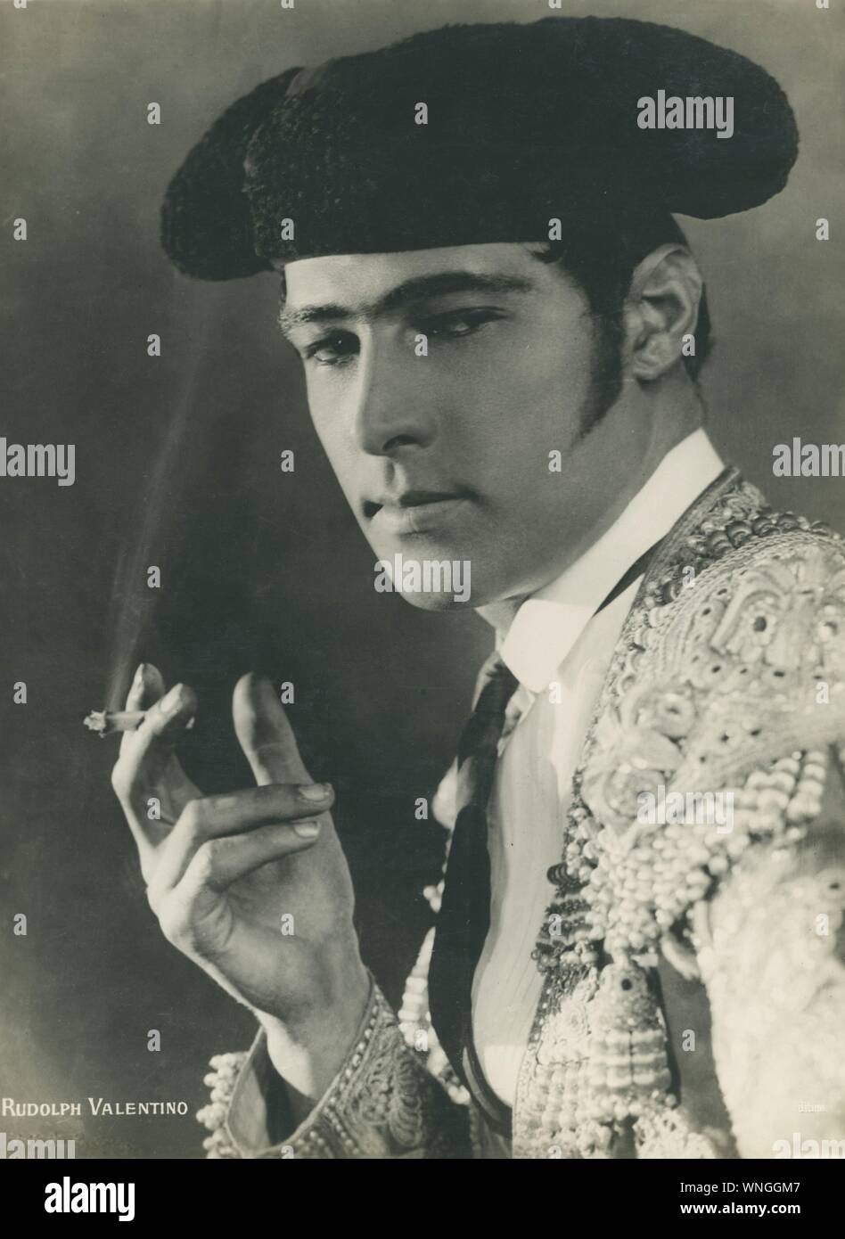 Rudolph valentino blood and sand hi-res stock photography and images ...