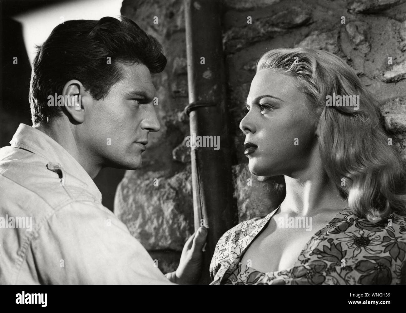 La Passante Year : 1951 France Director : Henri Calef Henri Vidal, Dora ...