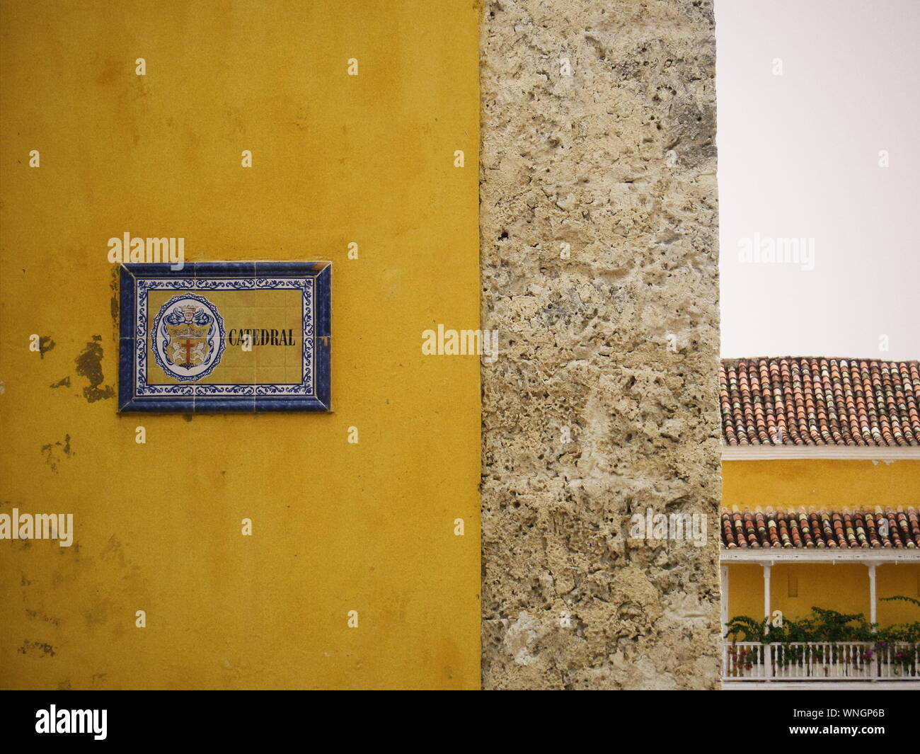 Cathedral sign hi-res stock photography and images - Alamy