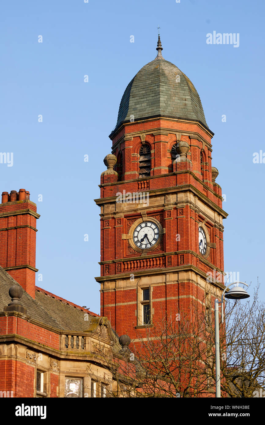 Hyde manchester market street hi-res stock photography and images - Alamy