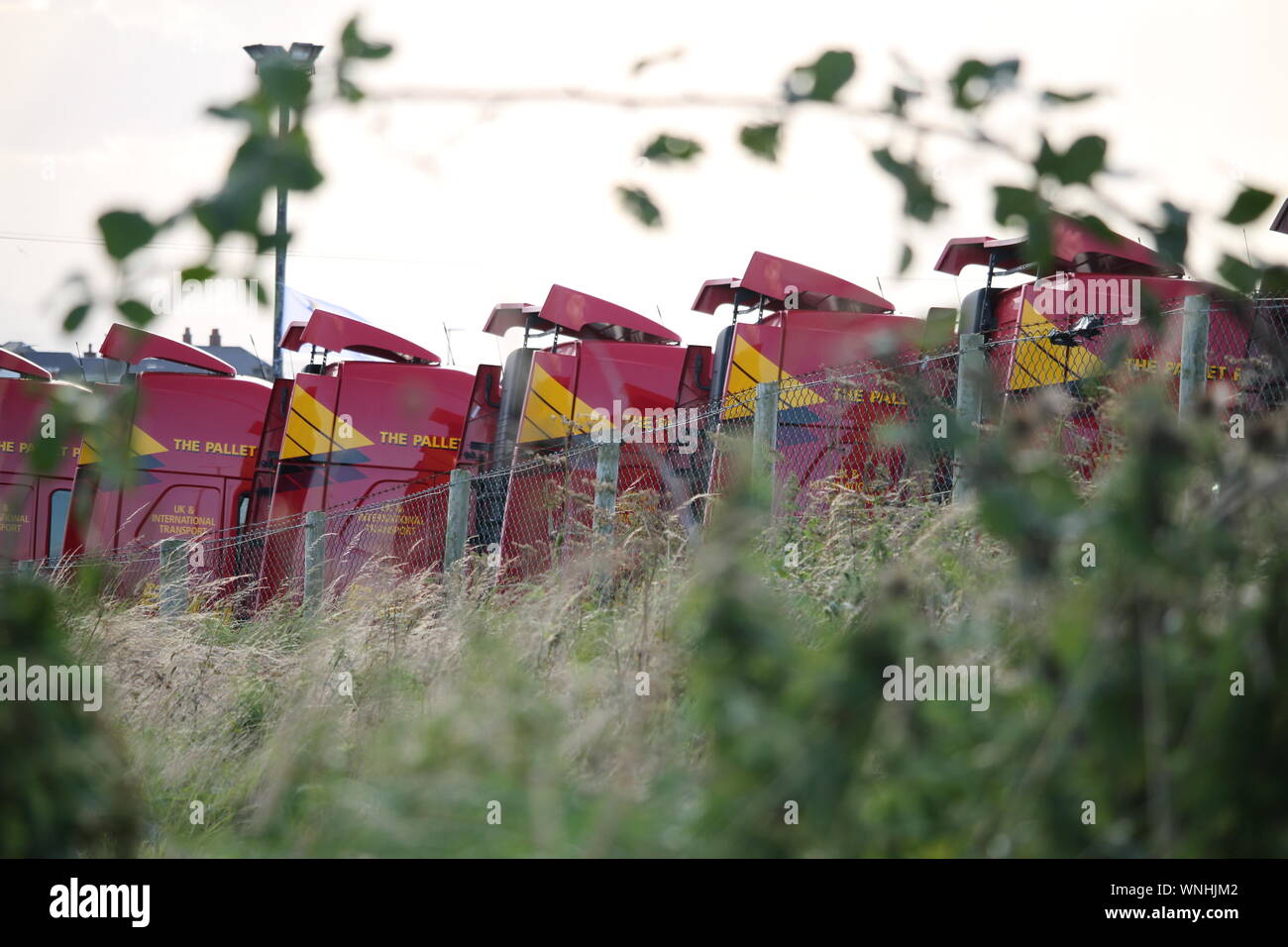 Timber lorries hi-res stock photography and images - Alamy