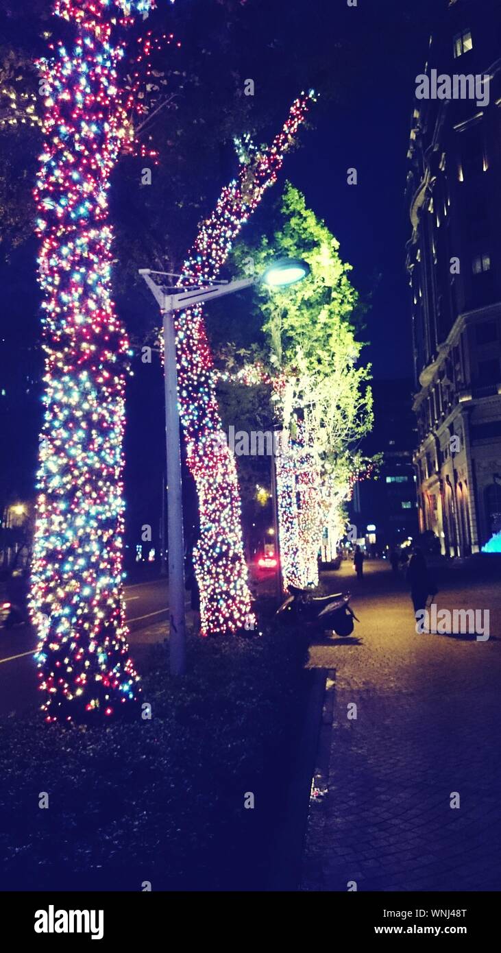 Roadside decoration hi-res stock photography and images - Alamy