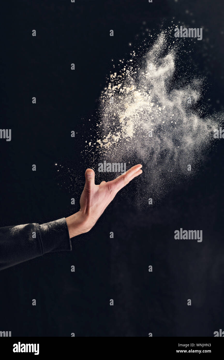 Powder throwing High Resolution Stock Photography and Images - Alamy