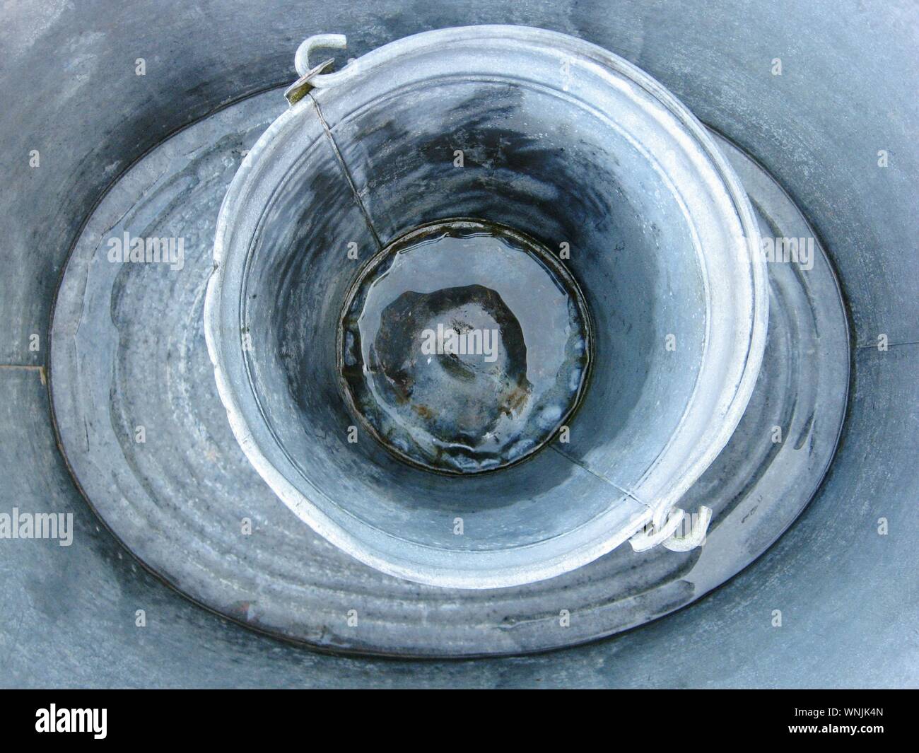 Bucket shot hi-res stock photography and images - Alamy