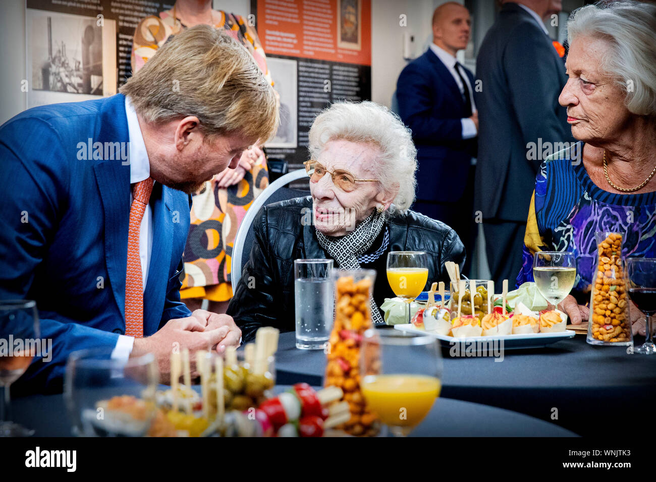 Hague cell complex hi-res stock photography and images - Alamy