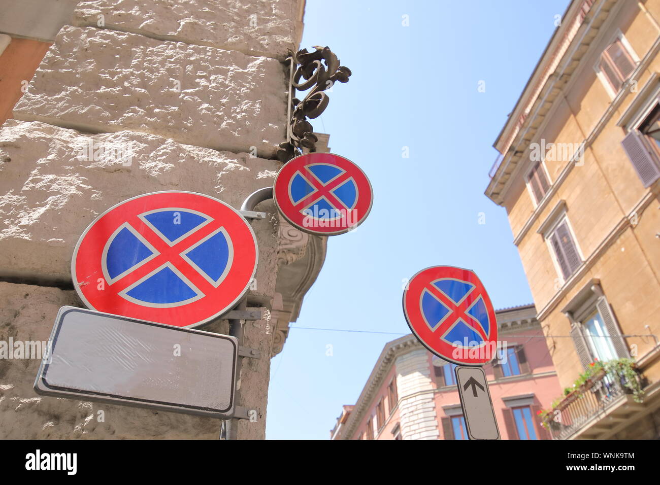 Car prohibit italy hi-res stock photography and images - Alamy