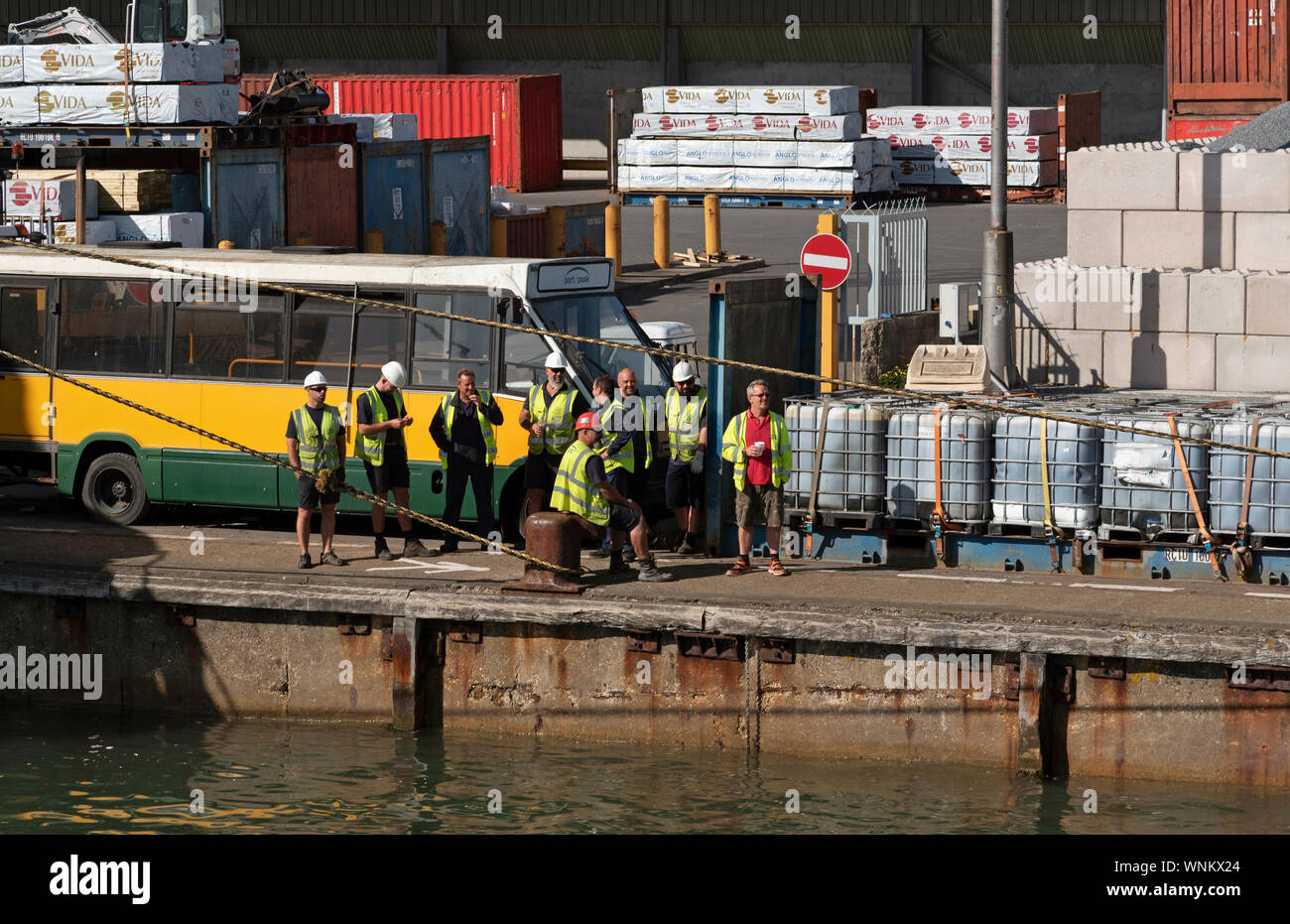 Dock Workers Docks High Resolution Stock Photography and Images - Alamy