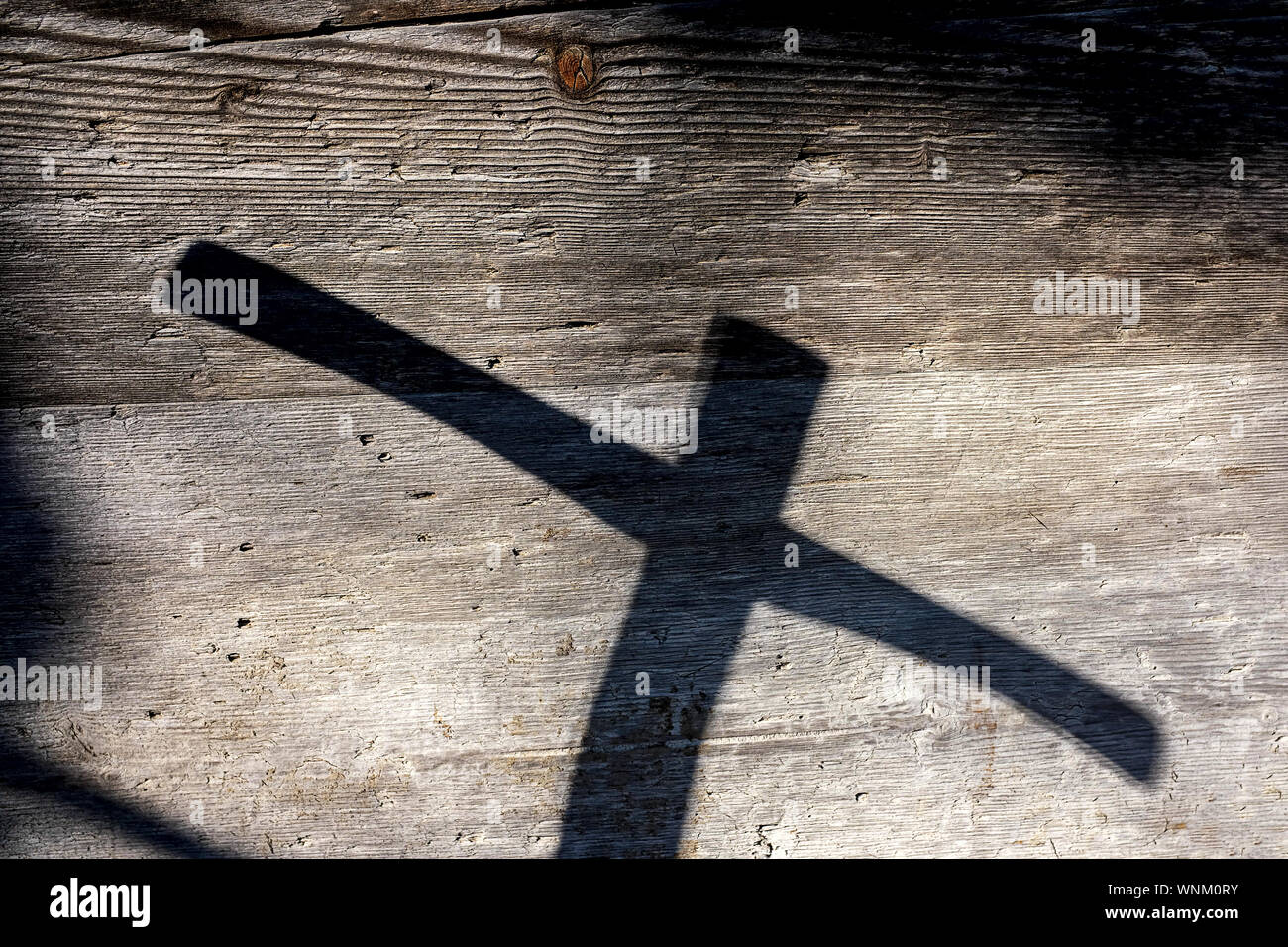 shadow of a cross on a wooden wall Stock Photo - Alamy