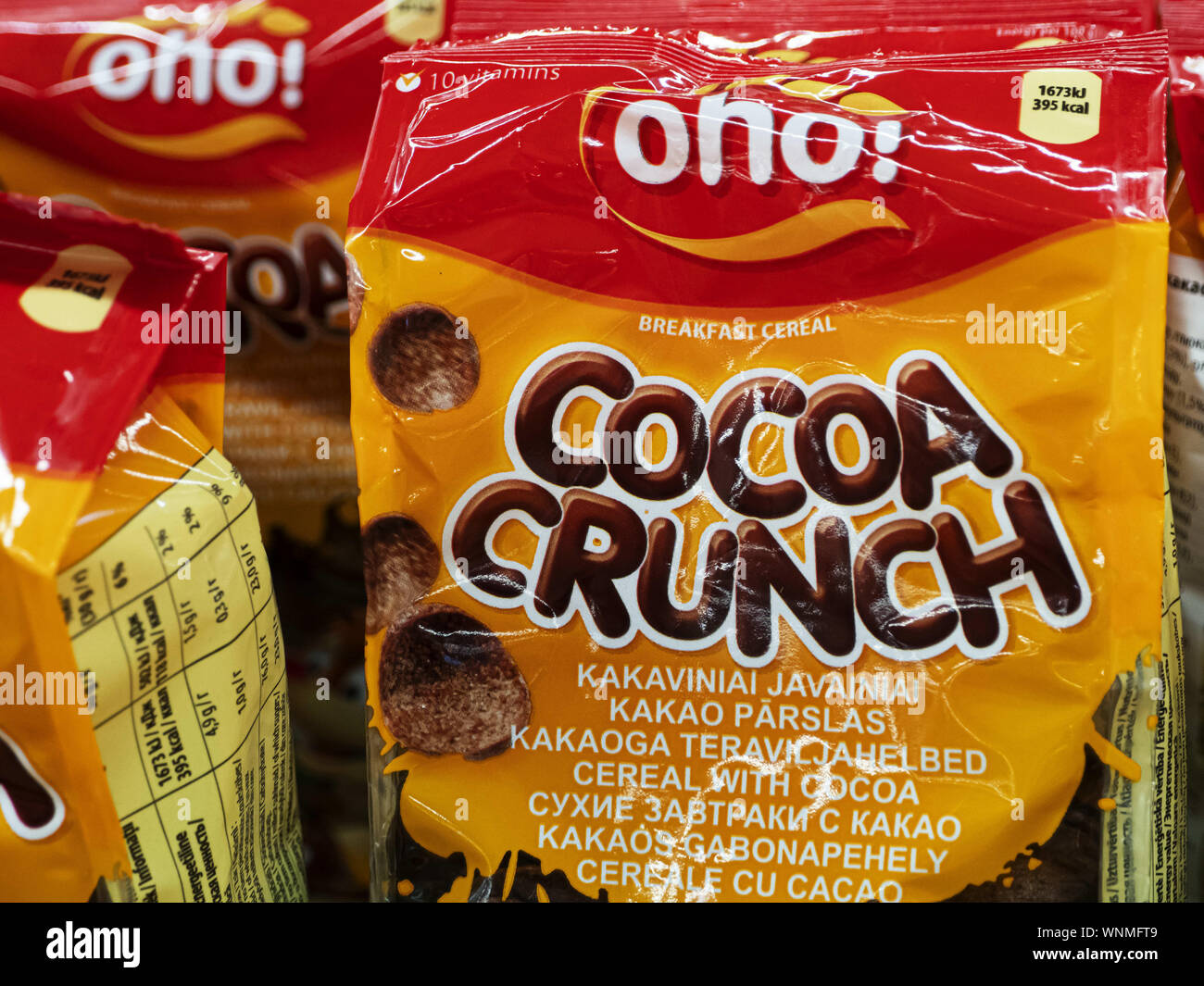 Cocoa crunch hi-res stock photography and images - Alamy