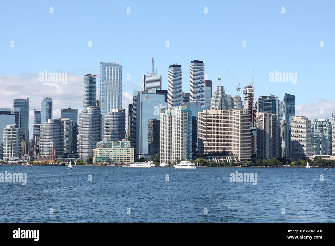 Toronto skyline from bay hi-res stock photography and images - Alamy