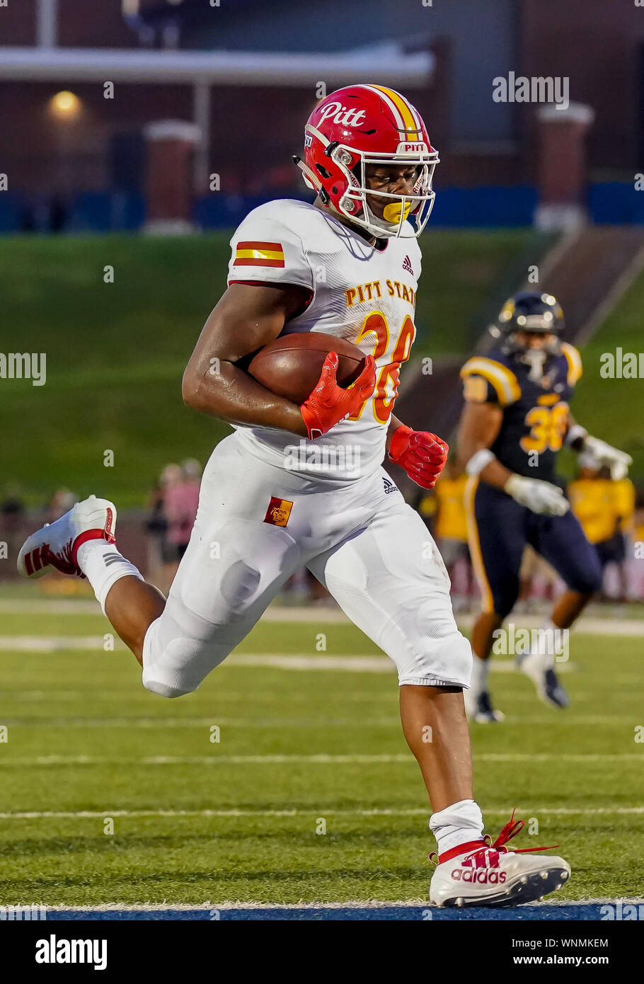 Edmond, OK, USA. 05th Sep, 2019. Pittsburg State running back Tyler ...