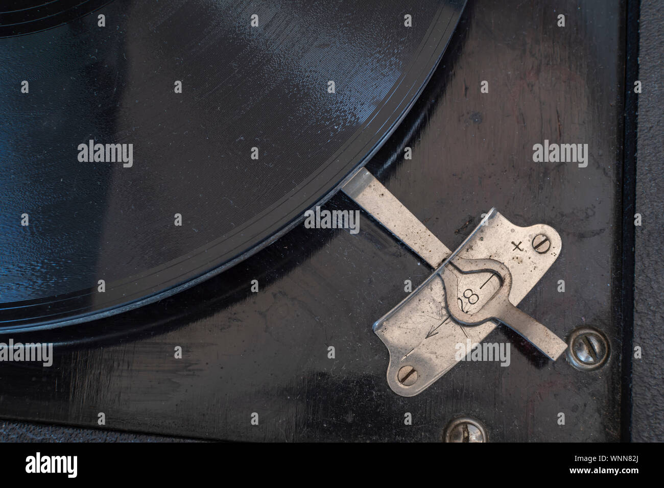 Detail shot of a speed controller of a historic phonograph (gramophone ...