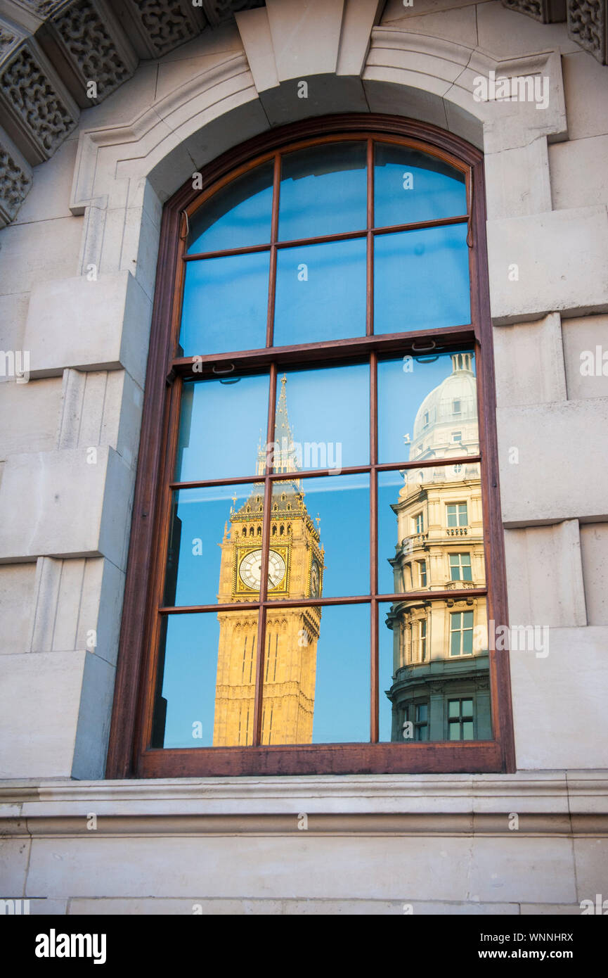 Big ben architecture hi-res stock photography and images - Alamy