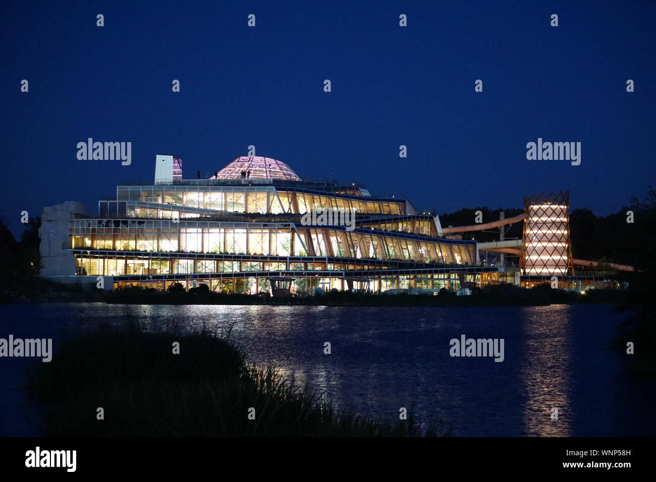 Center Parcs / Les villages de Nature, Disneyland Paris in September ...