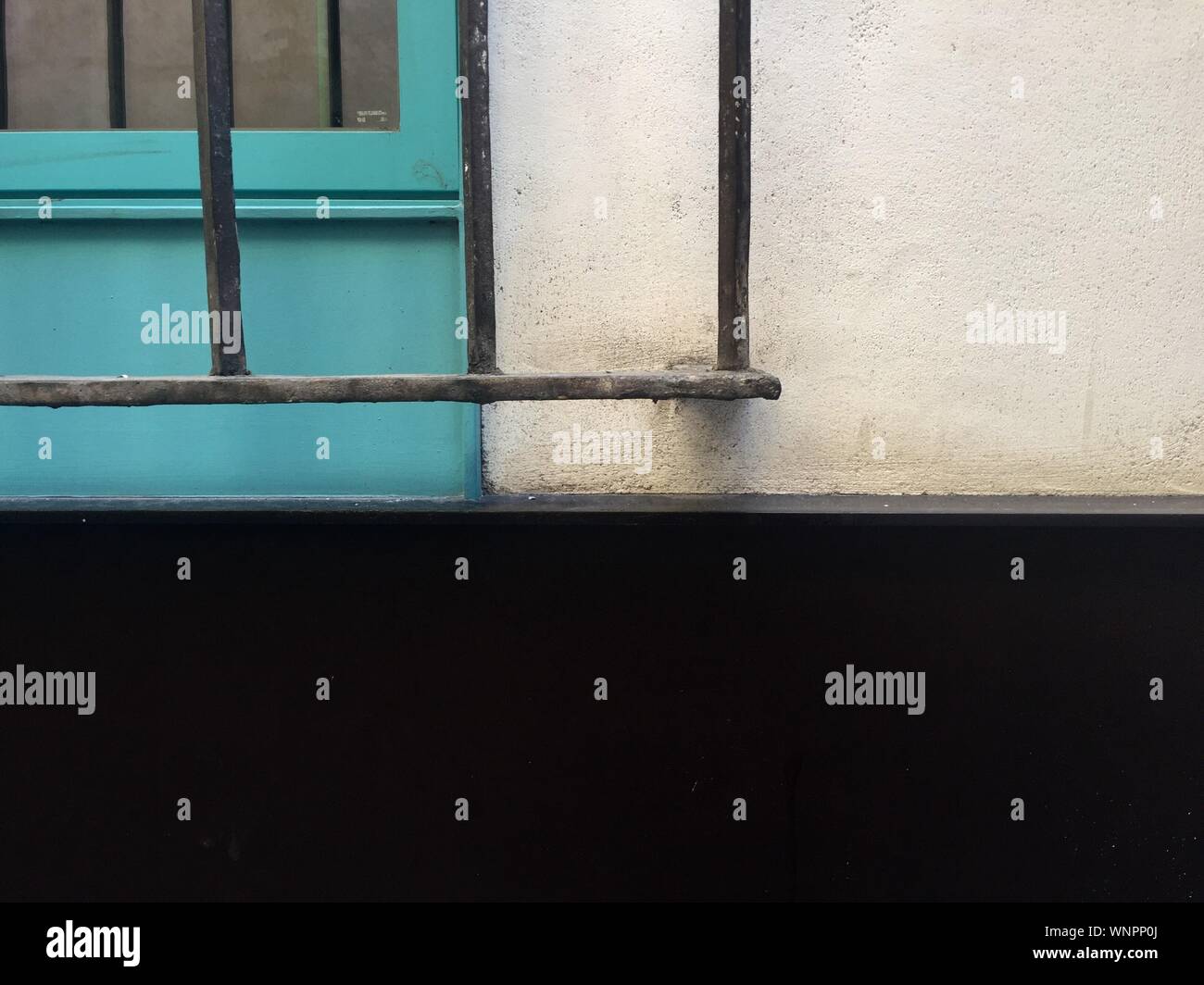 White wall black window hi-res stock photography and images - Alamy