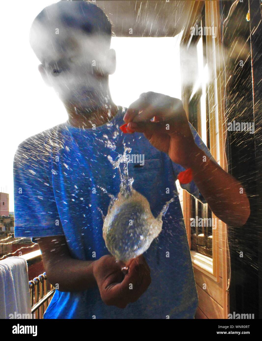 Balloon burst hi-res stock photography and images - Alamy