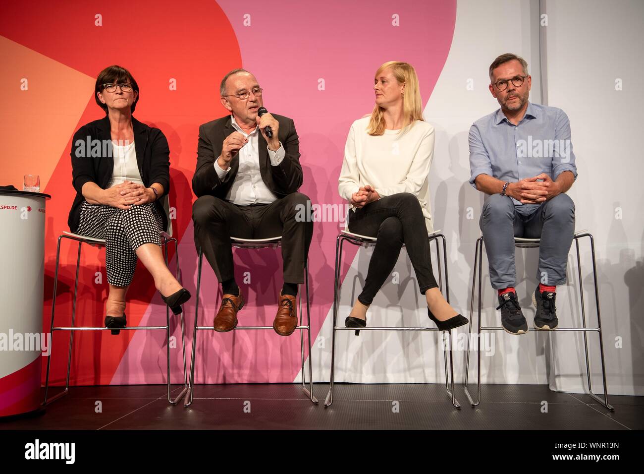 Walter kampmann hi-res stock photography and images - Alamy